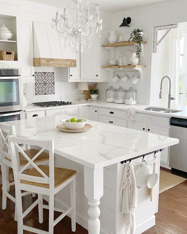 24 Farmhouse Bar Stools to Spruce Up Your Kitchen