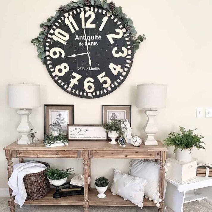 36 Farmhouse Clock Designs to Tell the Time in Style