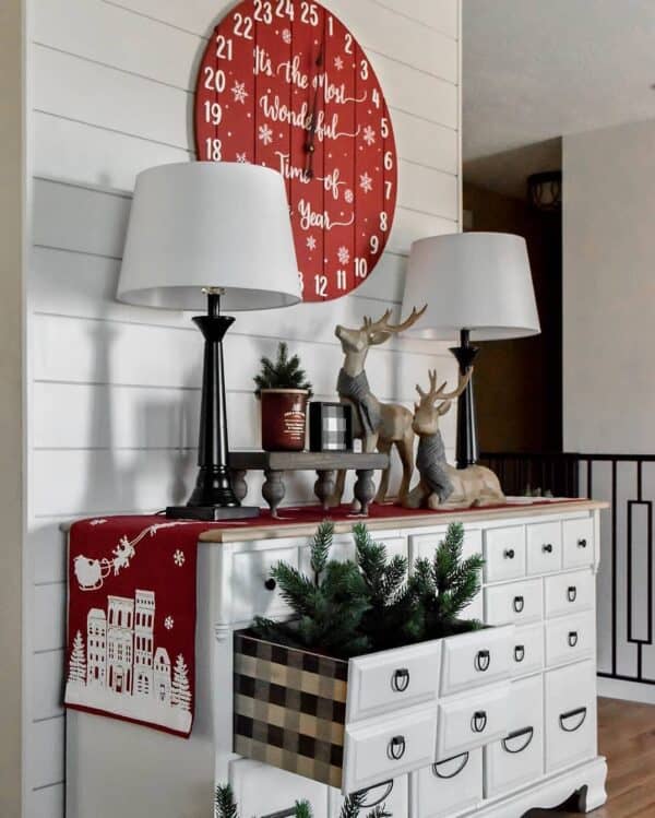 36 Farmhouse Clock Designs to Tell the Time in Style