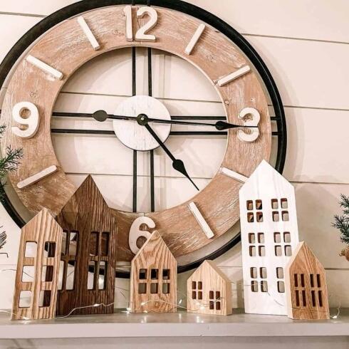 36 Farmhouse Clock Designs to Tell the Time in Style
