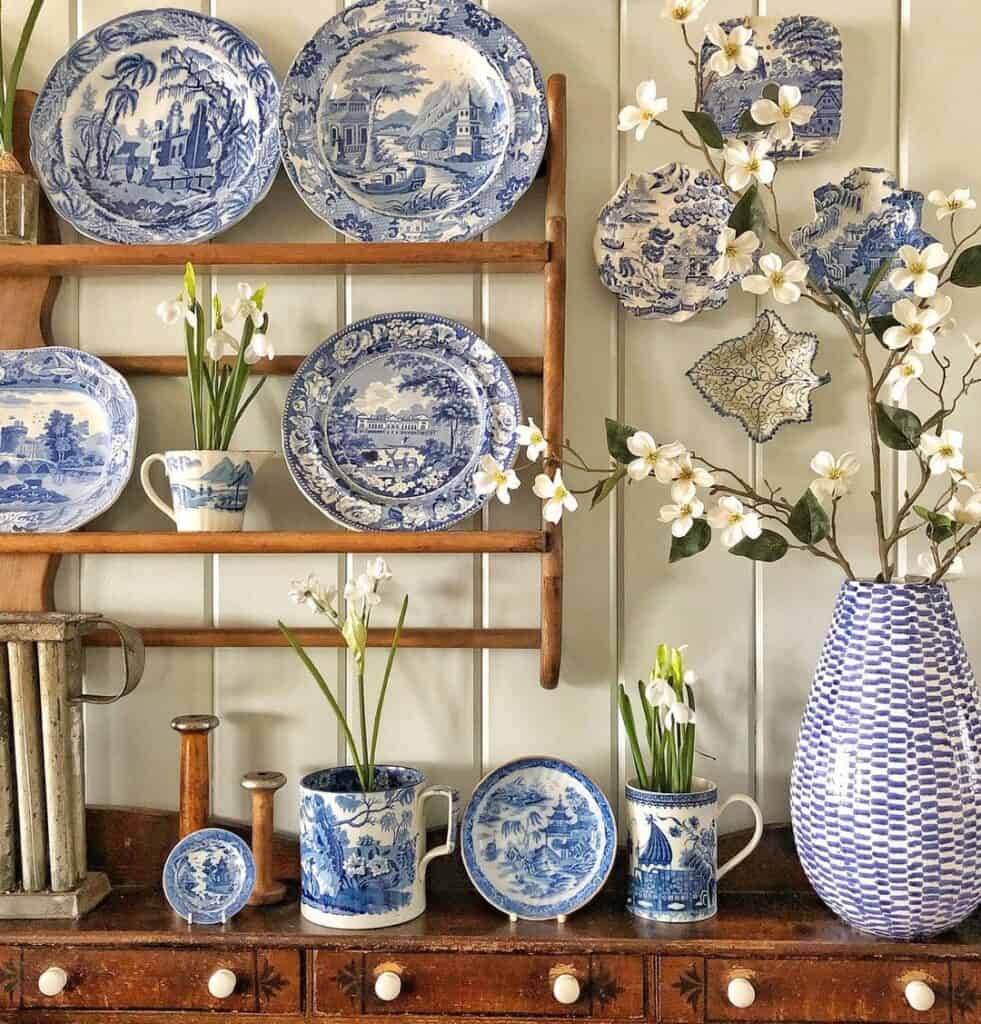50 Farmhouse Vases That Are Simply Stunning