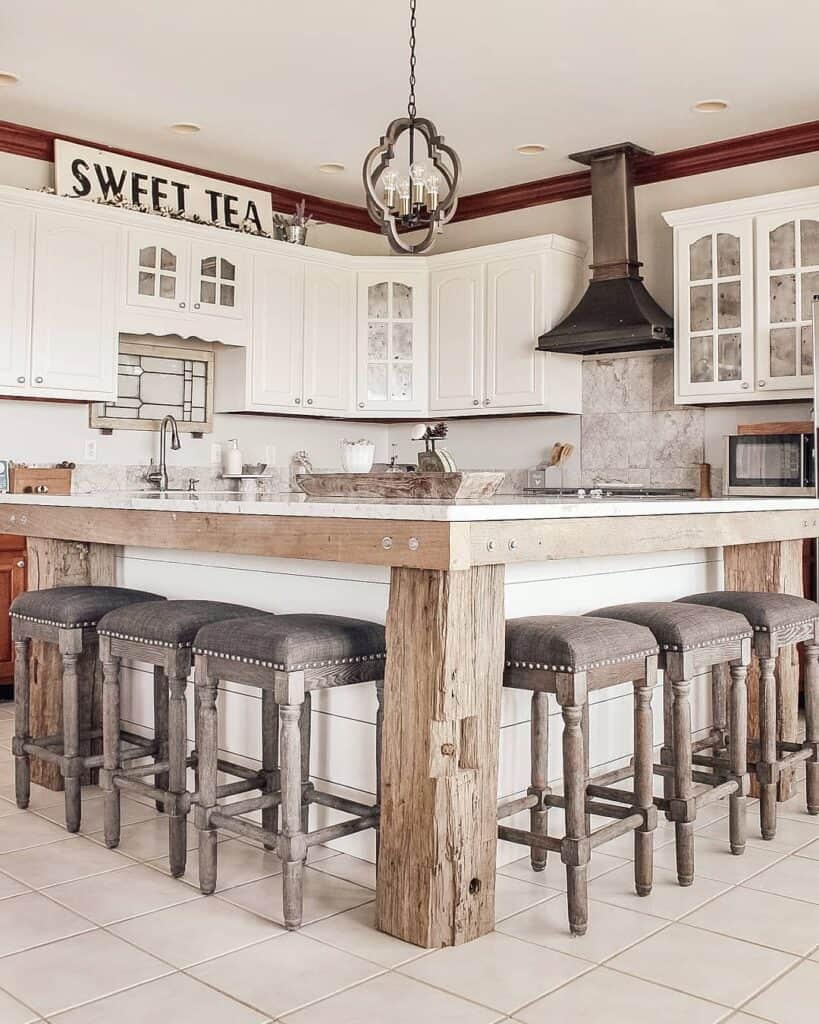 24 Farmhouse Bar Stools to Spruce Up Your Kitchen