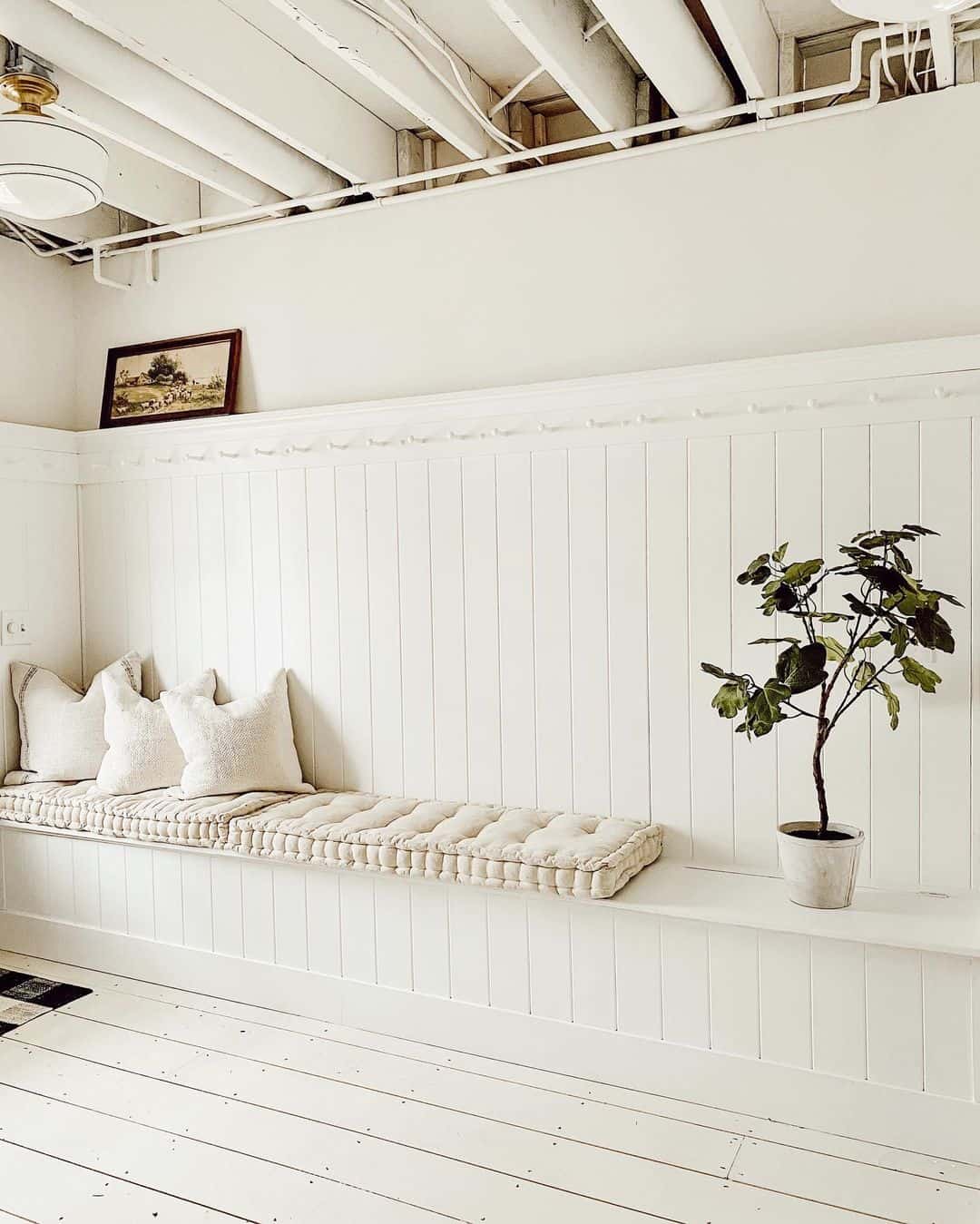 41 Farmhouse Benches to Beautify Your Home