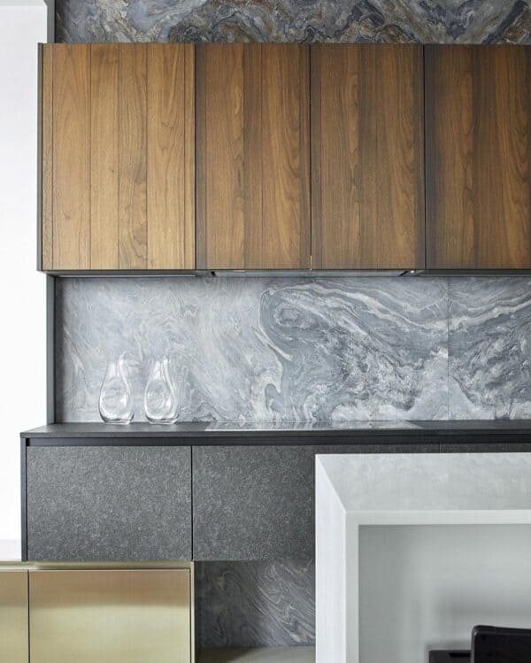 18 Backsplashes for Gray Kitchens to Leave You Inspired