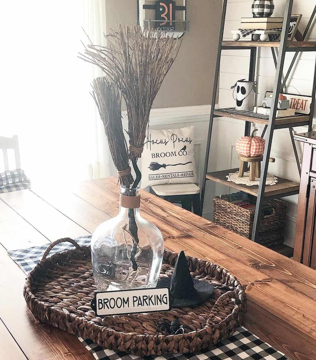 35 Round Tray Décor Ideas for a Gorgeous Centerpiece