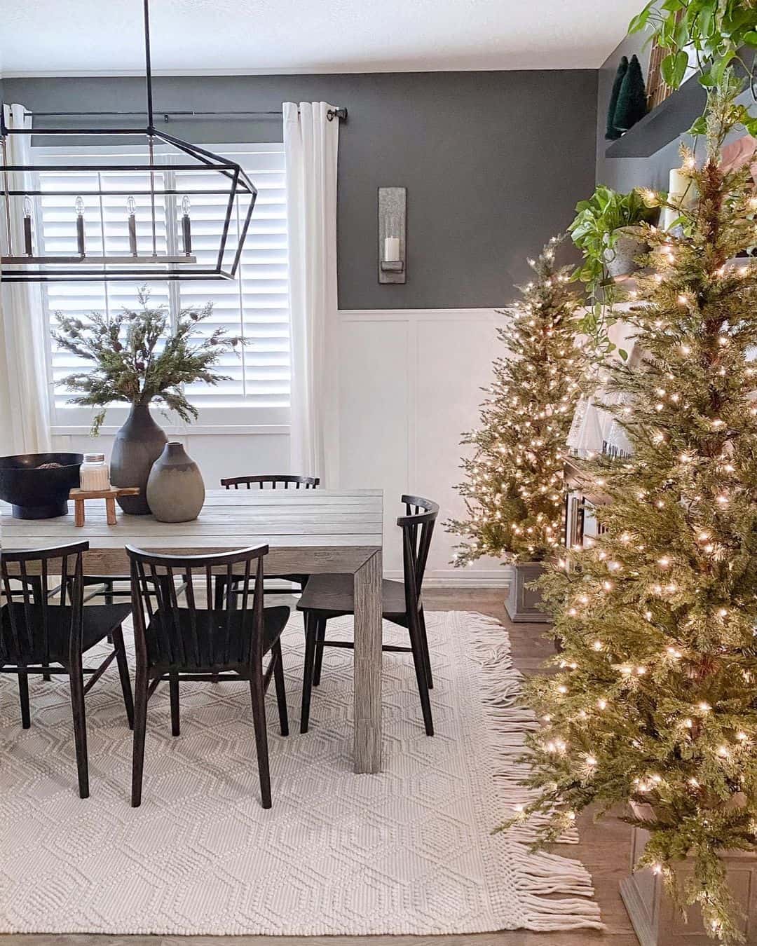 18 Decorating Ideas for Two Christmas Trees in Living Room Bursting ...