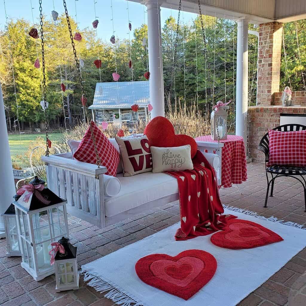 23 Outdoor Valentine's Day Décor Ideas to Spread a Little Extra Love