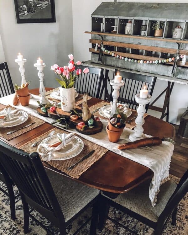 29 Farmhouse Table Centerpieces to Display All Year