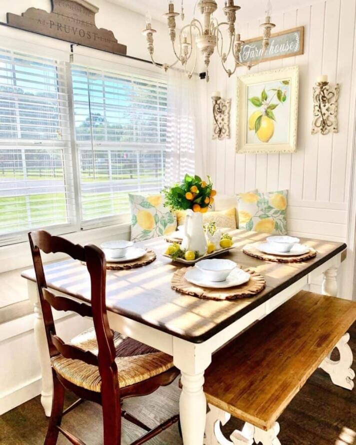 20 Two-Toned Dining Table Ideas for a Cozy Dining Space