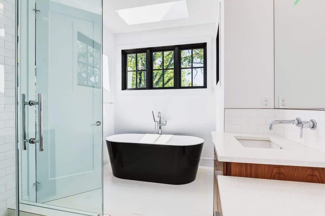 26 Bathtub in Front of Window Ideas That Look Dreamy