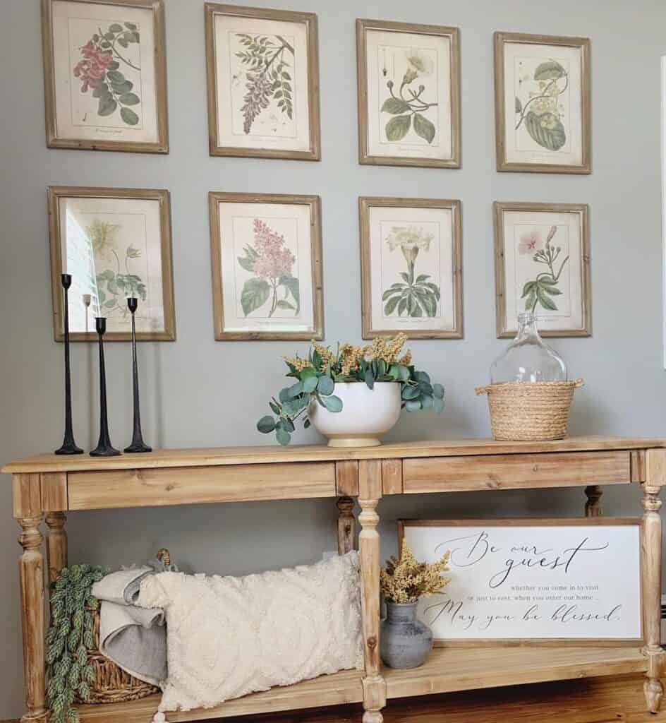 15 Chic and Trendy Ways to Style Gallery Wall Above Console Table
