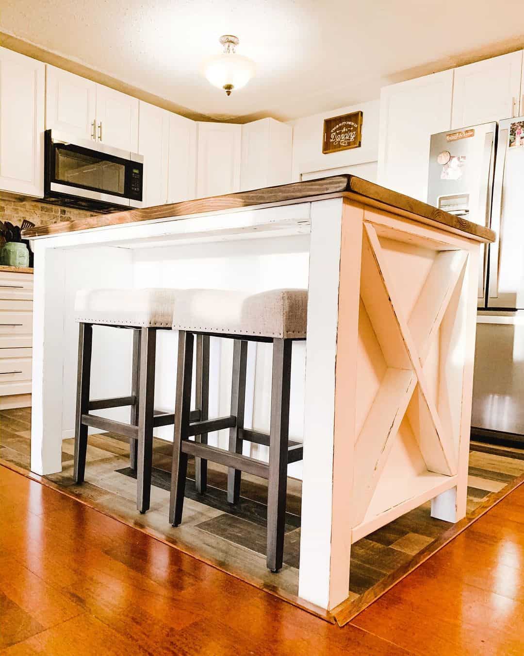 38 Kitchen Island End Panel Ideas for a Custom Look