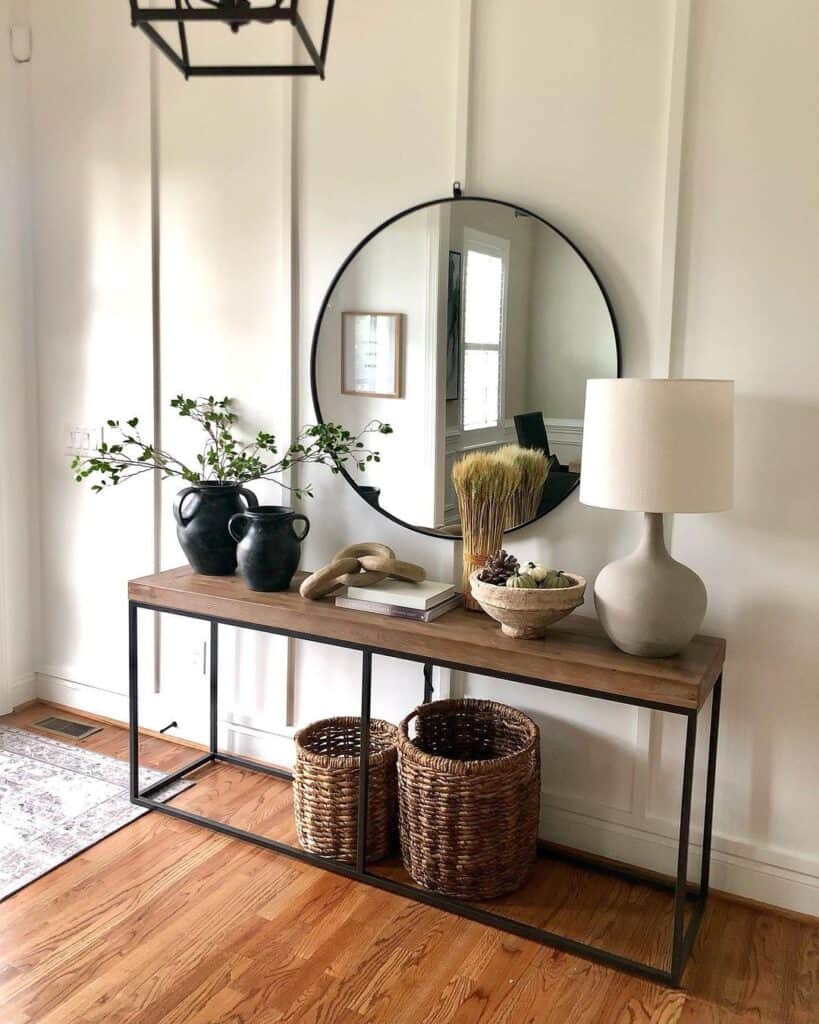 30 Ways to Style an Entryway Console Table