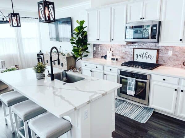 33 Genius Kitchen Island Electrical Outlet Ideas for Every Style