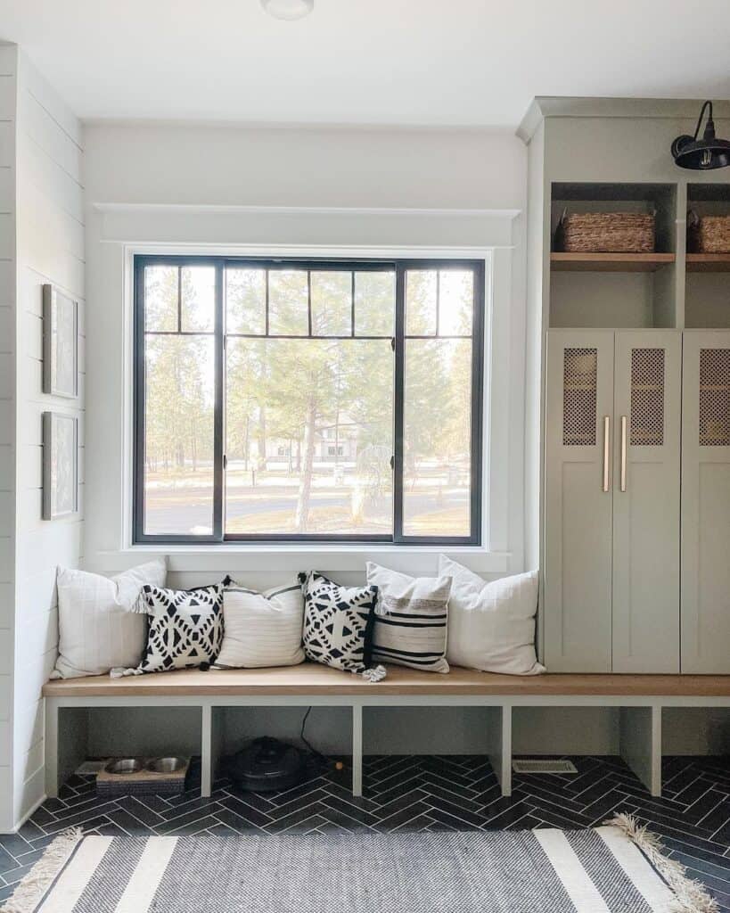 26 Interior Black Window Frames You’ll Want In Your Home