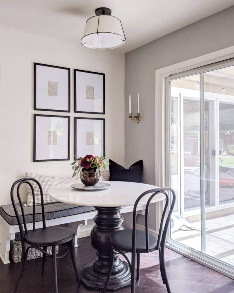 26 Farmhouse Breakfast Nook Ideas to Kick Start Your Day With Charm