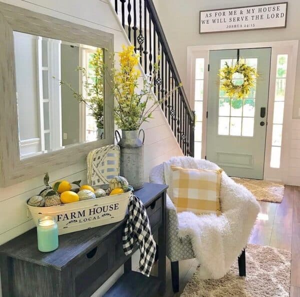 48 Yellow Farmhouse Décor Ideas to Bring In the Sunshine