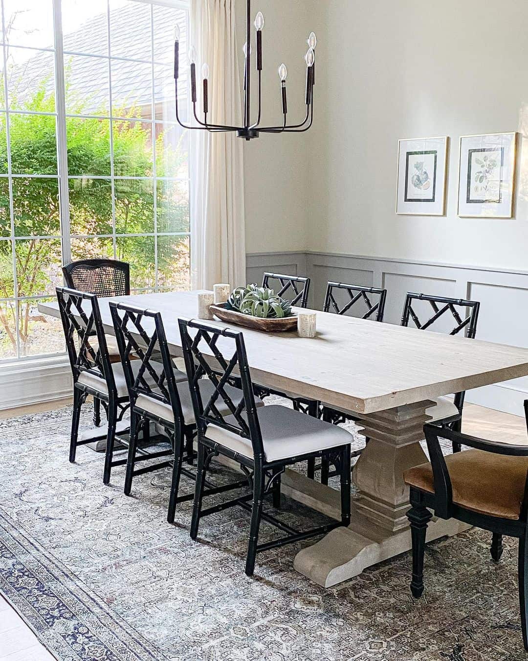 27 Elegant Wainscoting Dining Room Ideas That Stay In Style