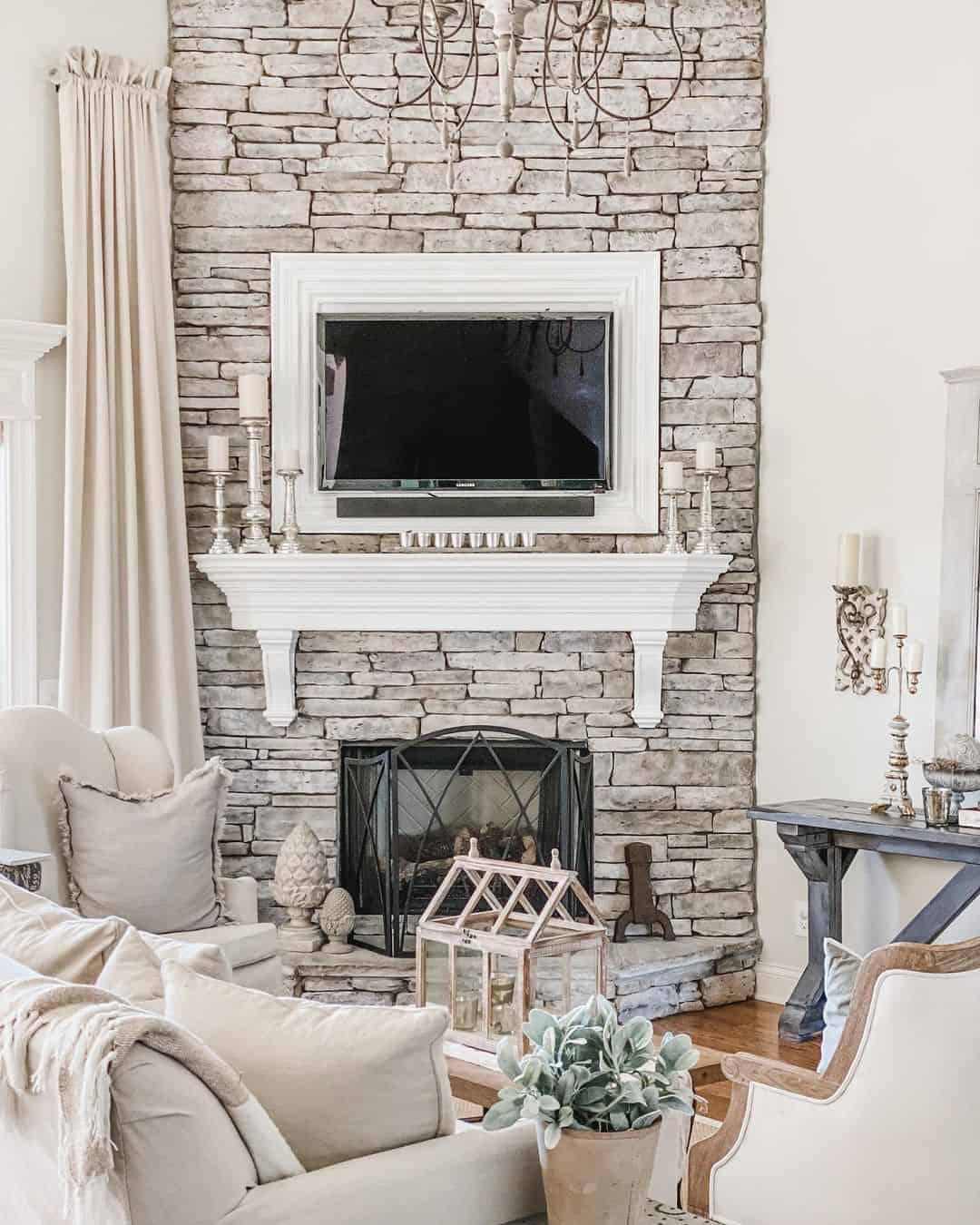 28 Cozy Stone Fireplace Ideas to Make a Statement
