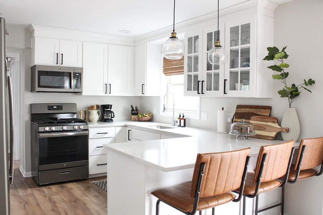 35 Functional Kitchen Peninsula Ideas You Need to See