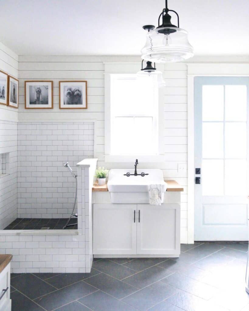 33 Farmhouse Shower Ideas for a Spa-Like Retreat