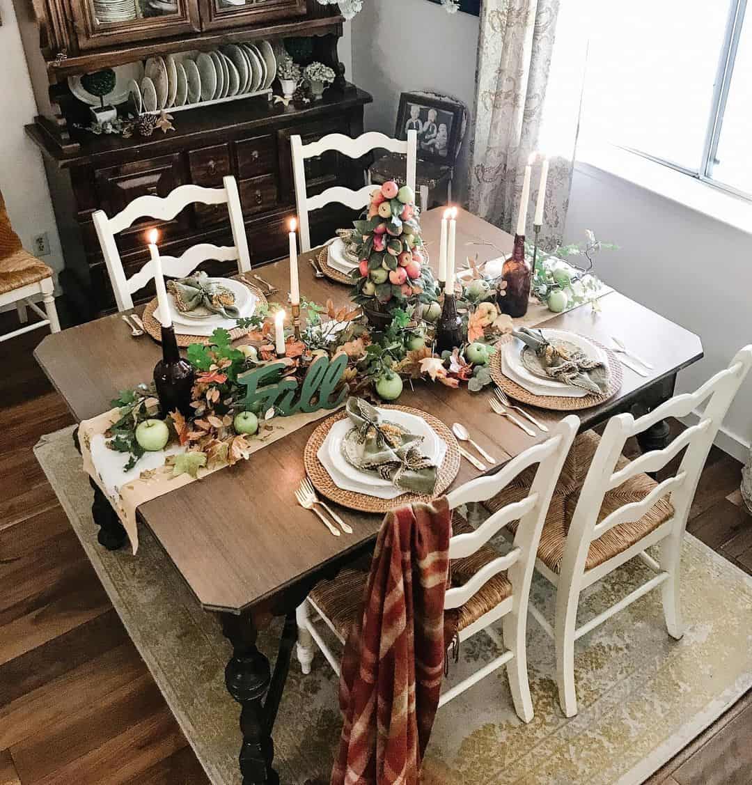 22 Square Dining Table for an Enjoyable Dining Experience