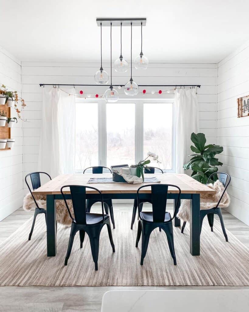 22 Square Dining Table for an Enjoyable Dining Experience