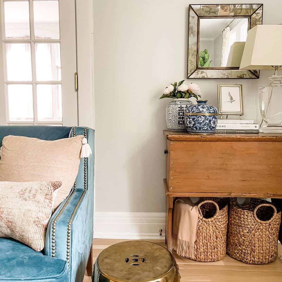 21 Blue Living Room Chairs to Instantly Jazz Up Your Home