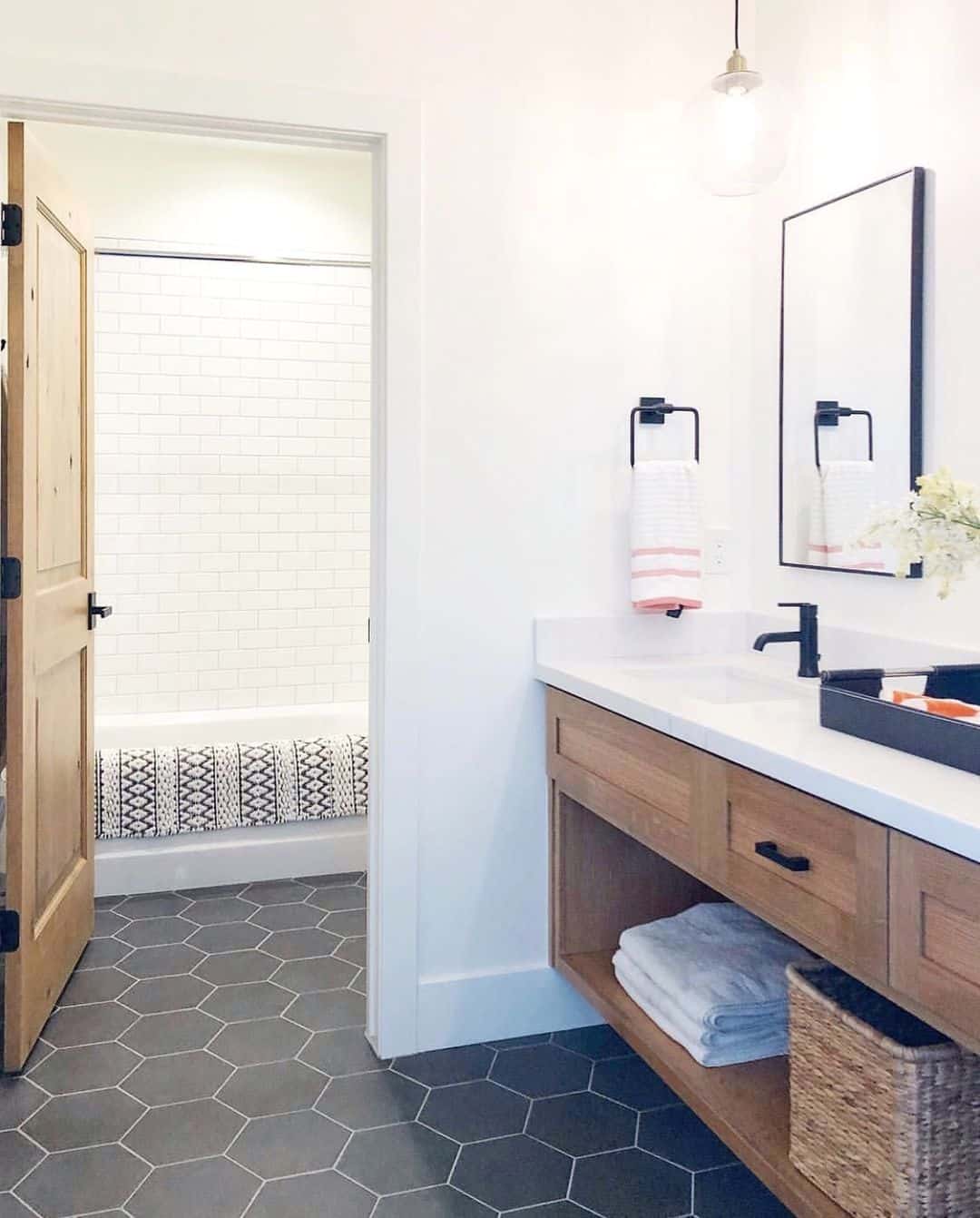 22 Gray Bathroom Floor Tile Ideas That Make a Statement