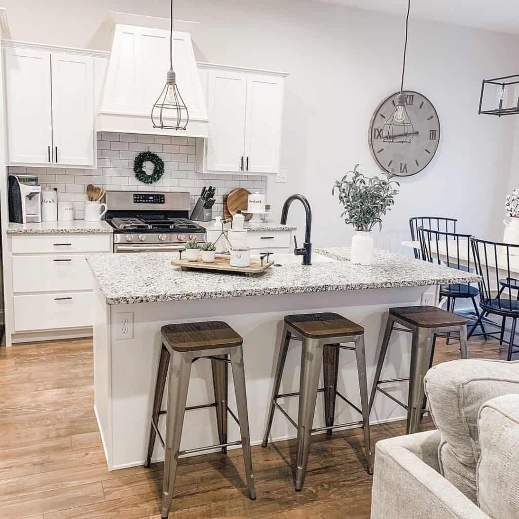 33 Genius Kitchen Island Electrical Outlet Ideas for Every Style