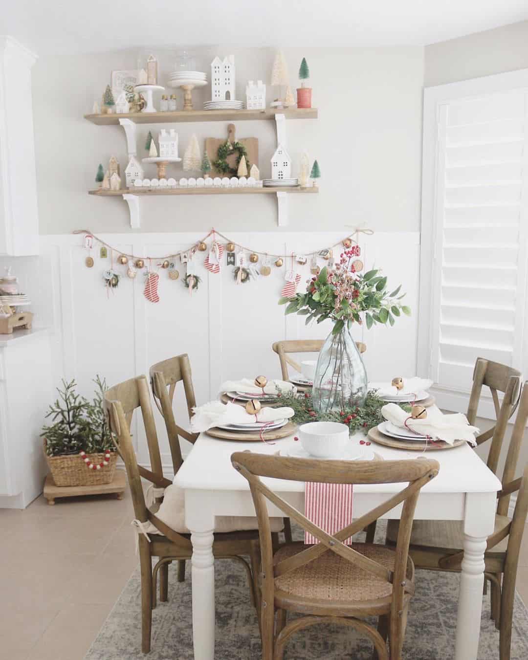 28 White Farmhouse Table Ideas That Will Amaze You