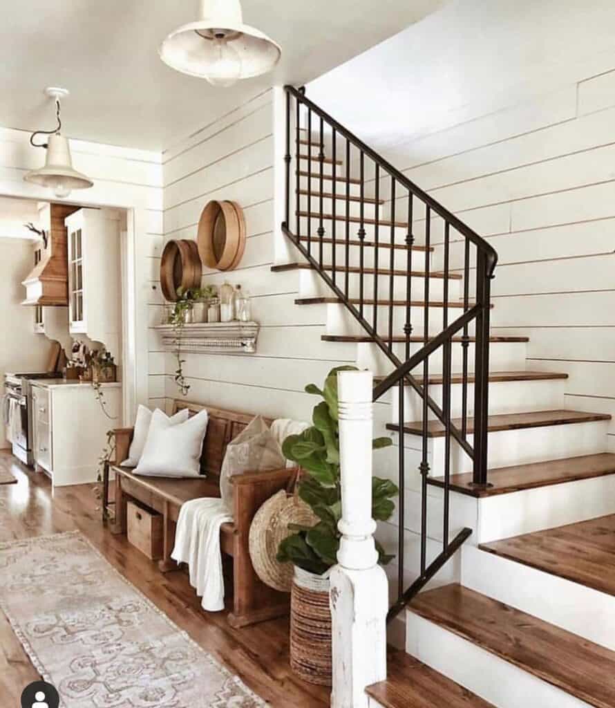 21 Black Iron Stair Spindle Ideas You'll Want in Your Home