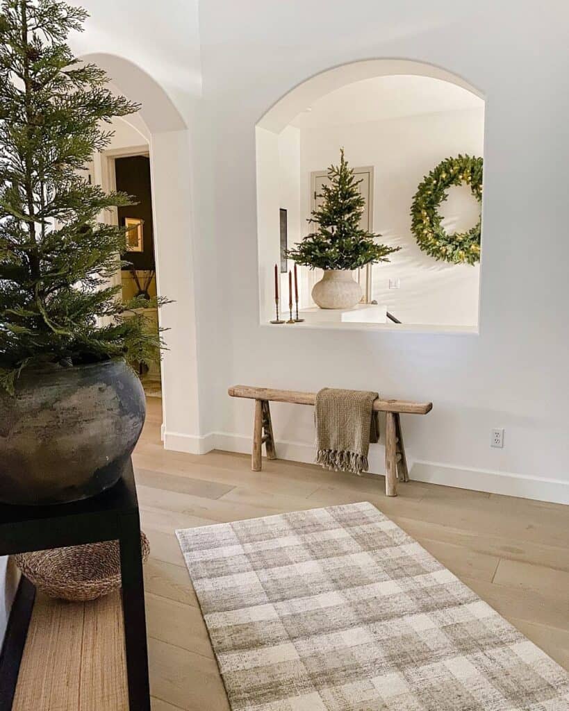 27 Baseboard Trim Ideas That Look Gorgeous with Wood Floors