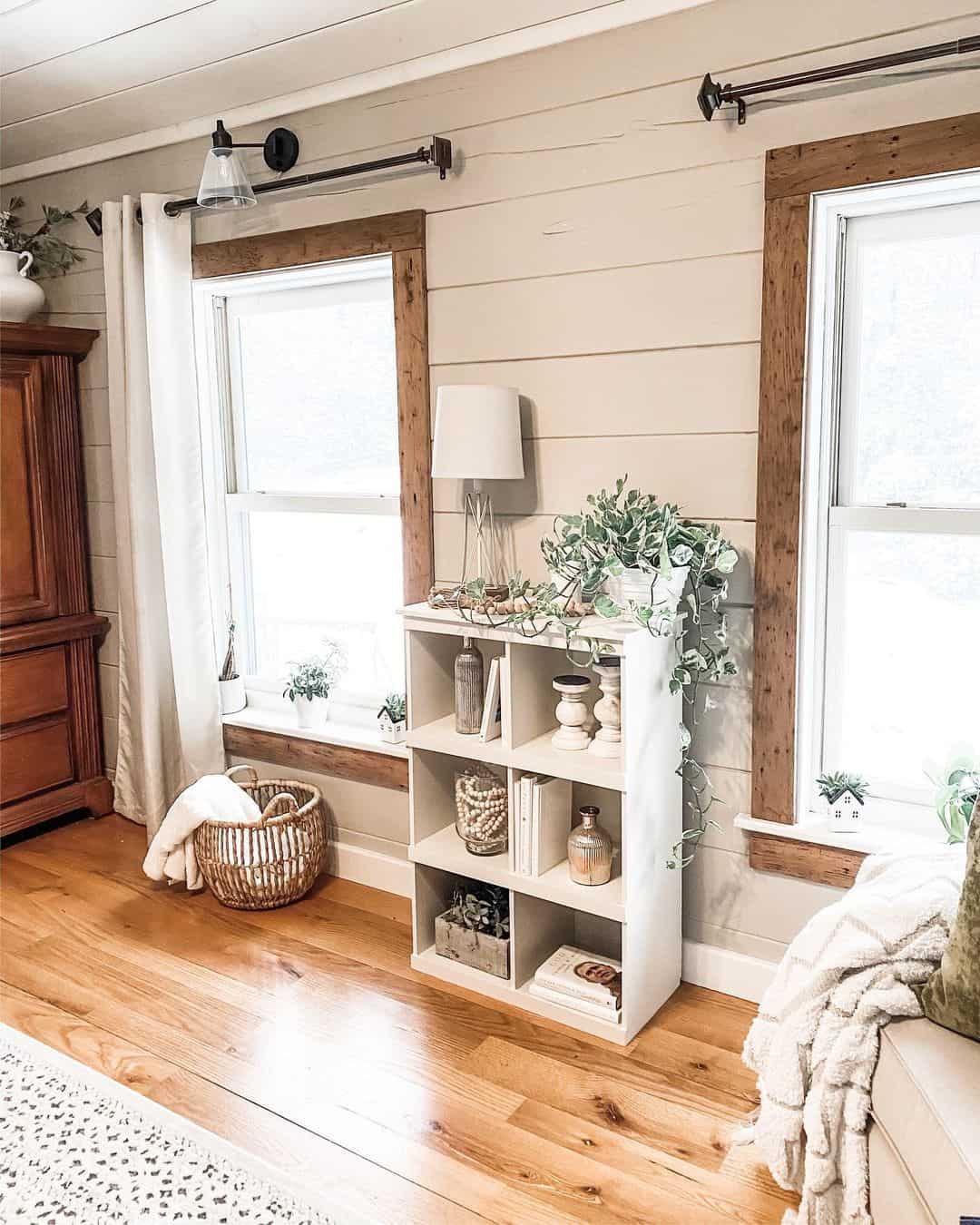 27 Baseboard Trim Ideas That Look Gorgeous with Wood Floors