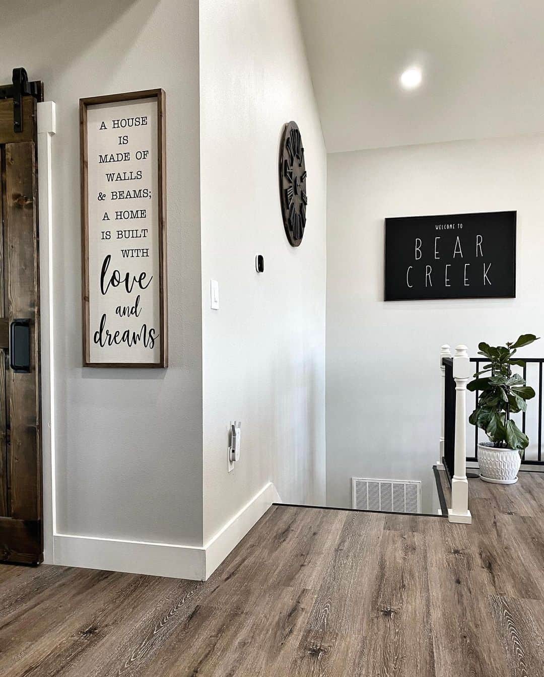 27 Baseboard Trim Ideas That Look Gorgeous with Wood Floors