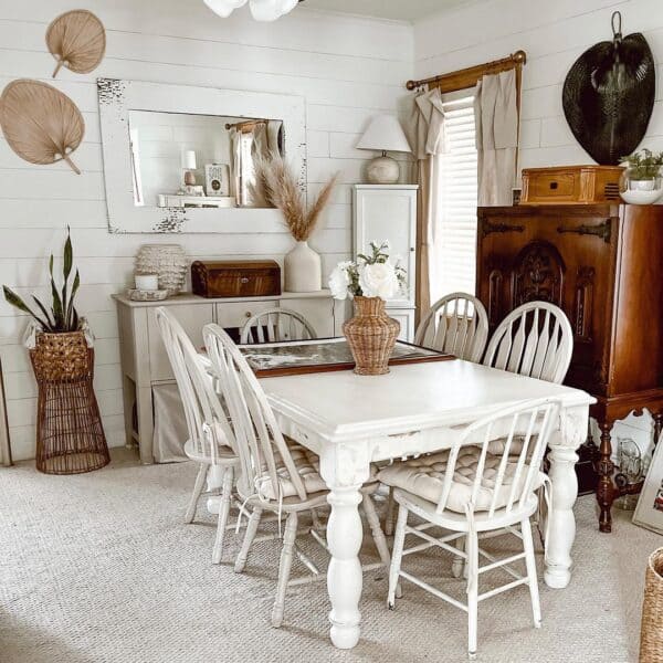 28 White Farmhouse Table Ideas That Will Amaze You