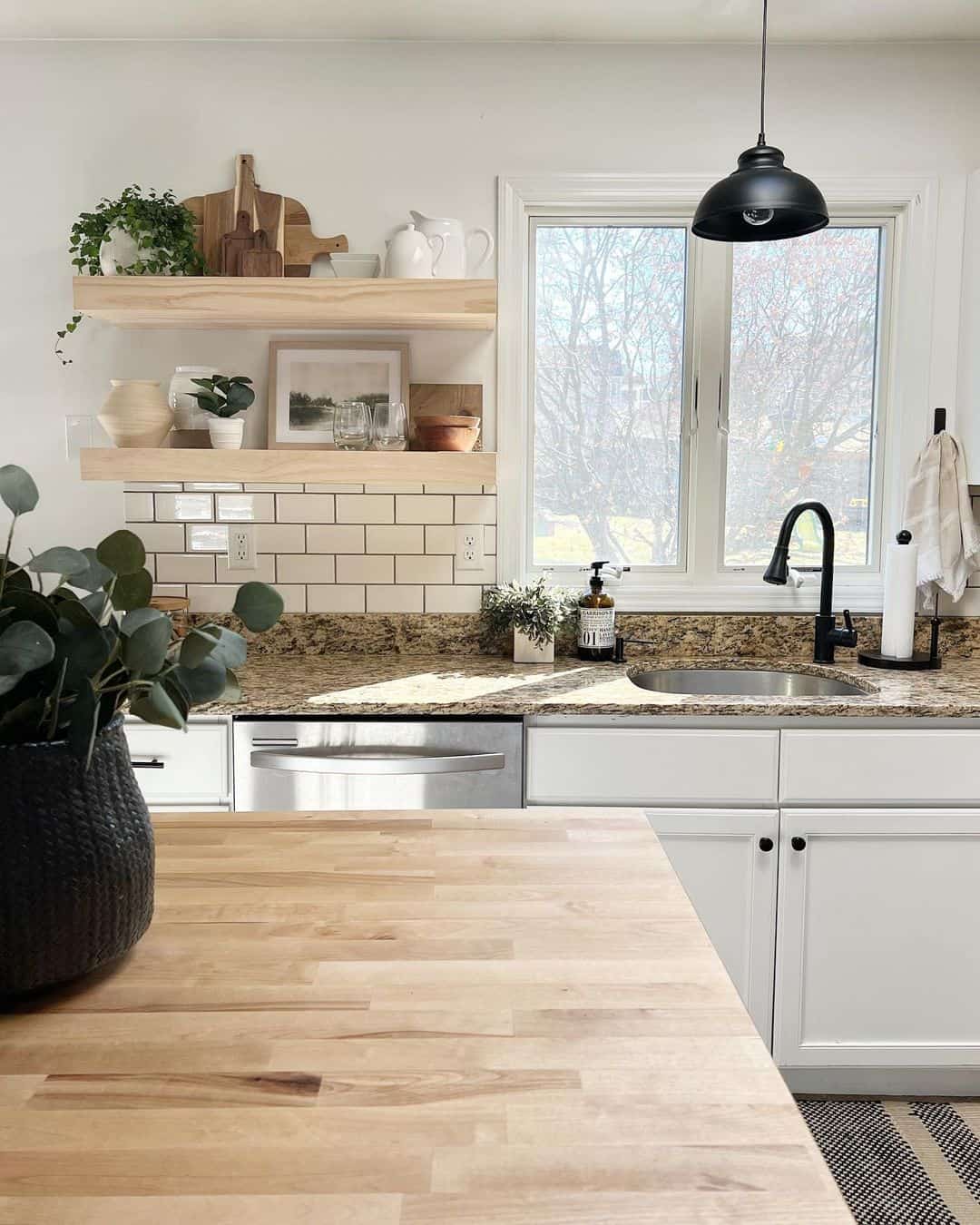 34 Floating Kitchen Shelves to Grace Your Walls