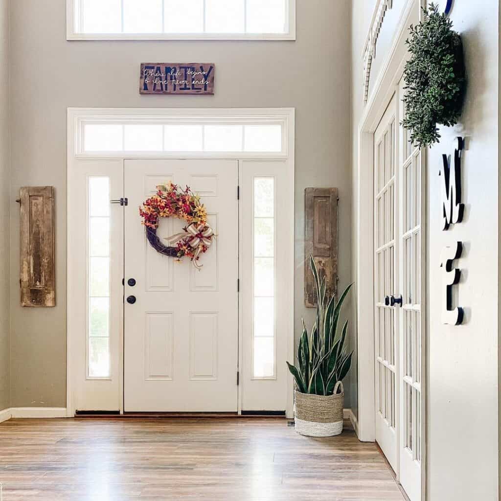 33 Beautiful Ideas for a Stunning Front Door with Sidelights