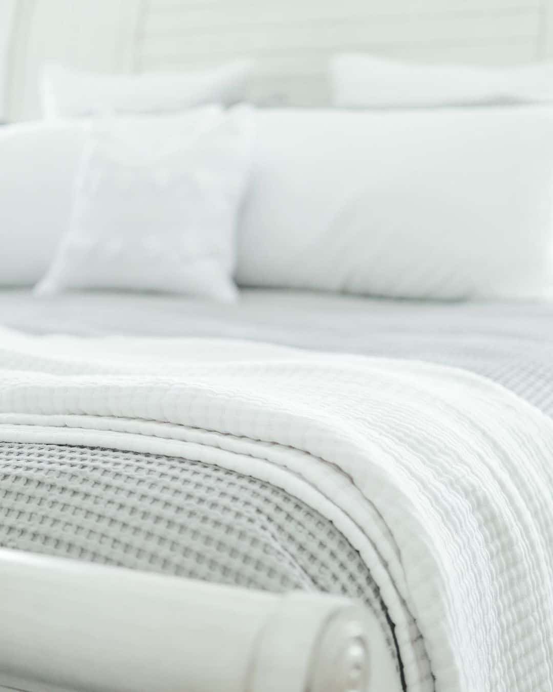 What Is a Coverlet? 24 Ways a Coverlet Will Transform a Home