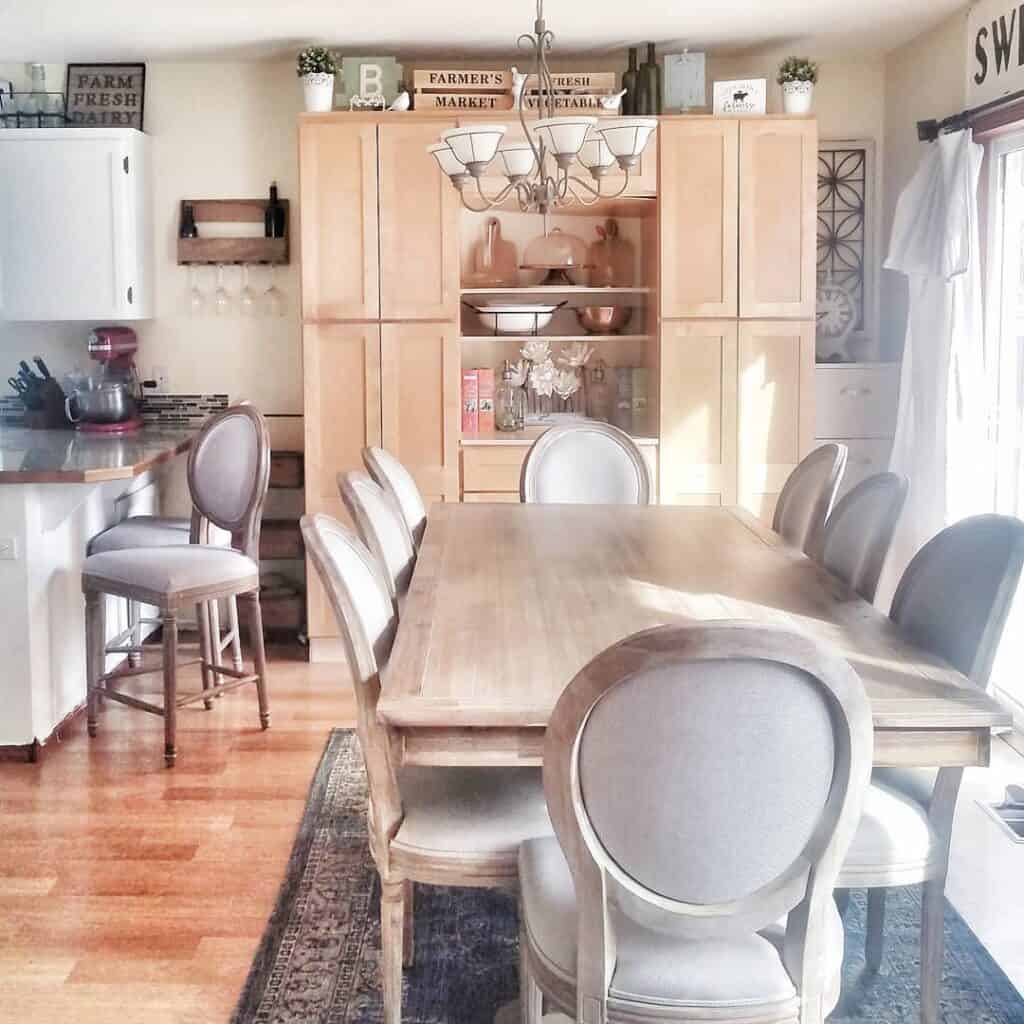 41 Ways a Dining Room Hutch Can Show Off Your Finest China