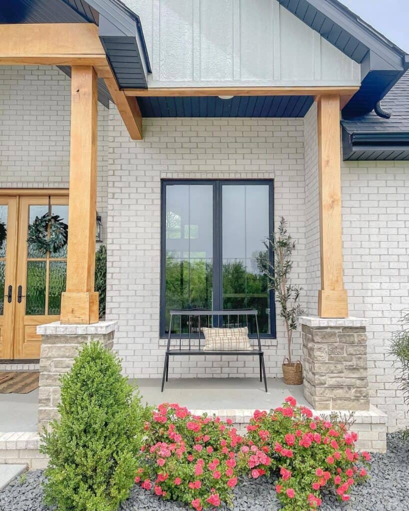 34 Farmhouse Porch Columns for an Enchanting Entrance