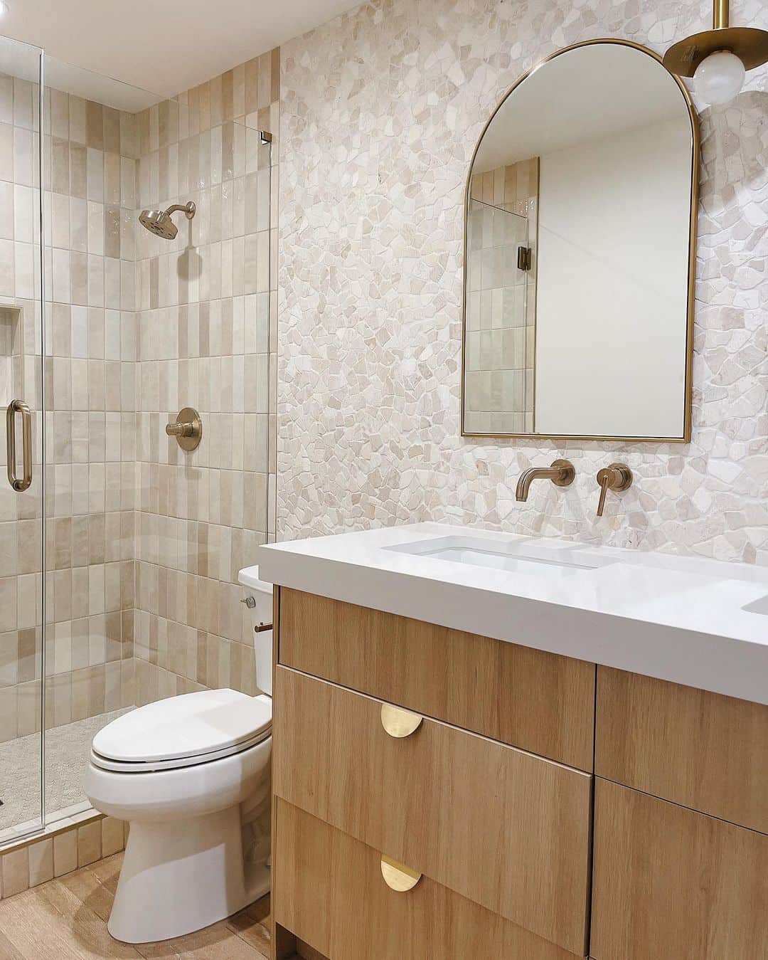 15 Vertical Tile Shower Ideas That Will Transform a Bathroom