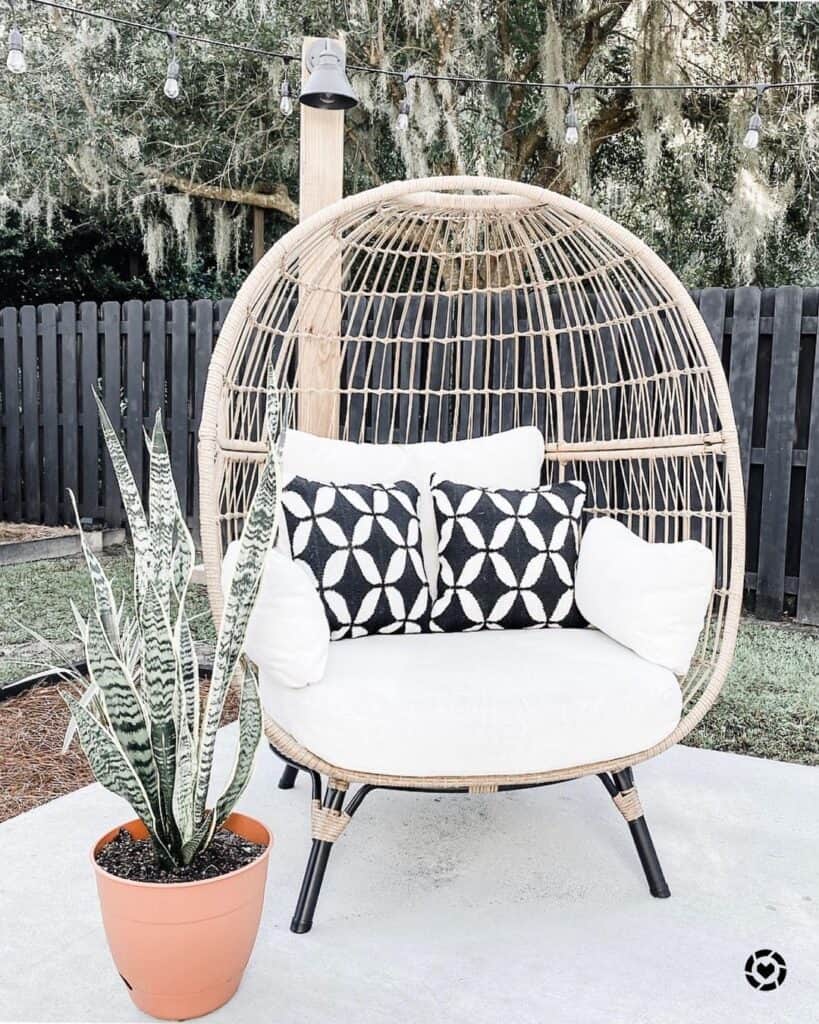 29 Outdoor Egg Chair Ideas for an Inspiring Space
