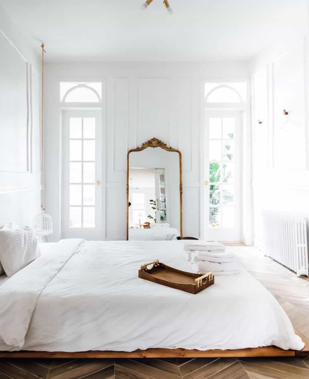 16 Alluring Filigree Floor Mirror Ideas to Brighten a Home