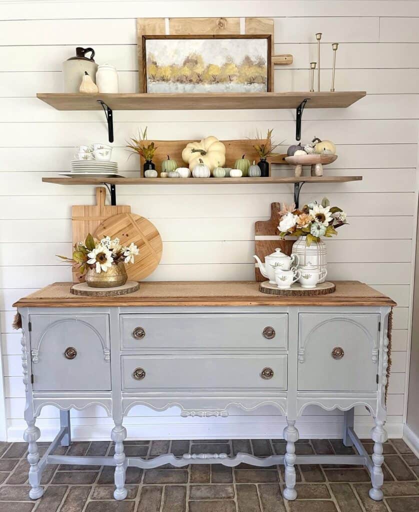 30 Farmhouse Sideboard Buffet Options for Your Home's Spaces