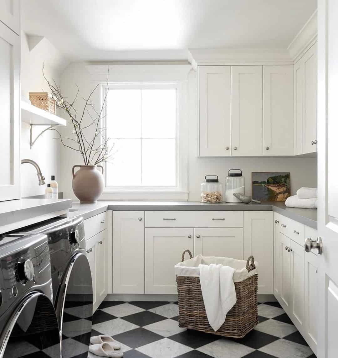 19 Checkerboard Floor Patterns Worth Obsessing Over