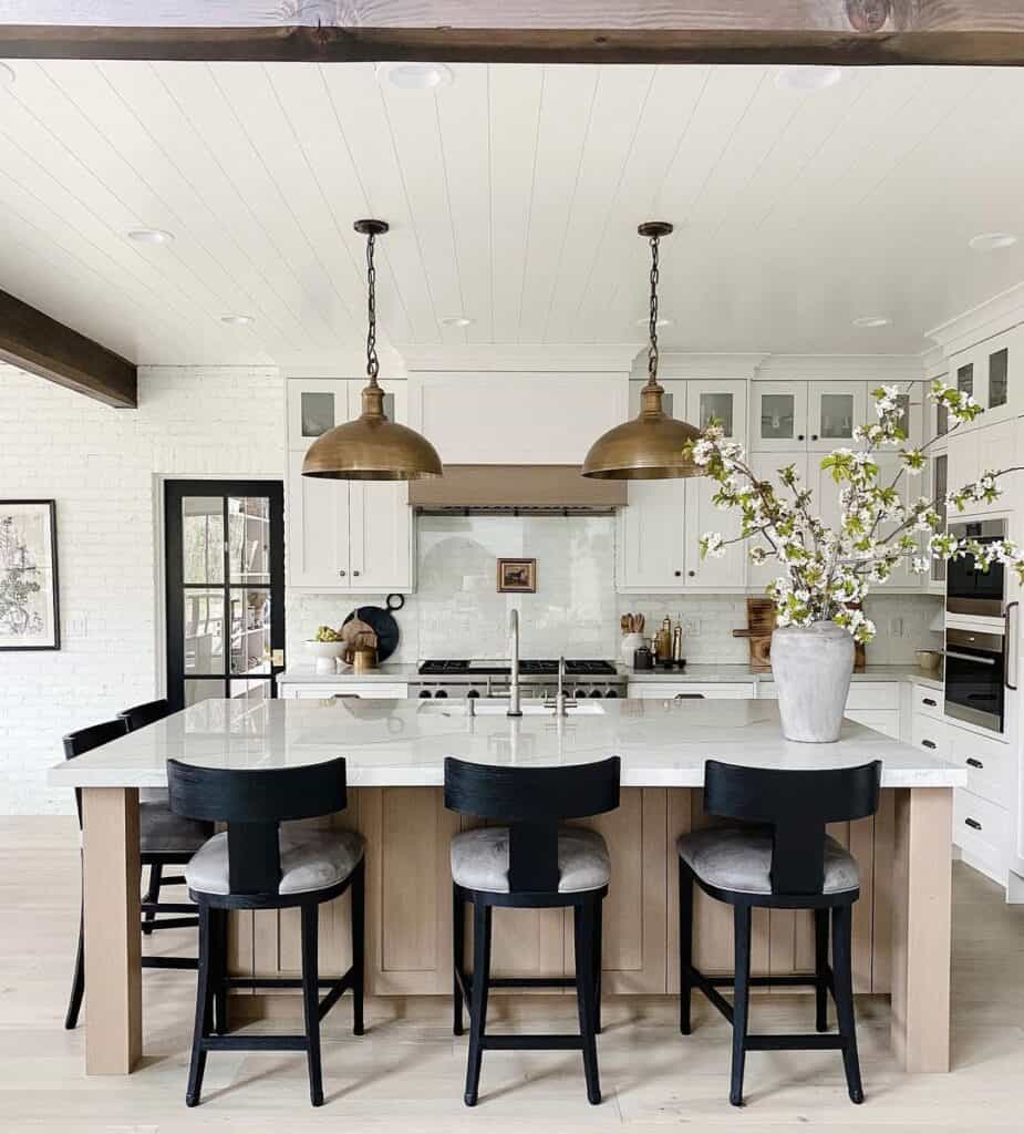 34 Modern Farmhouse Kitchen Ideas to Fall in Love With