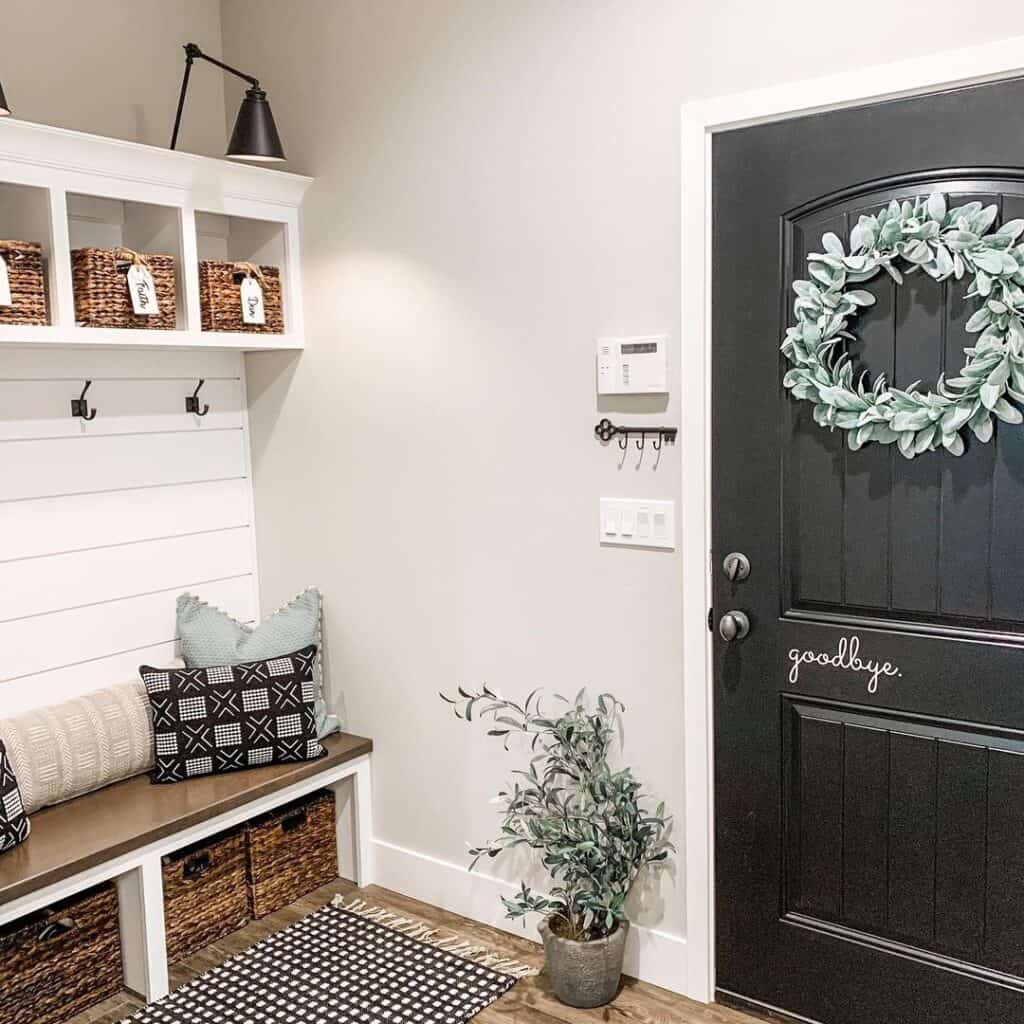 27 Mudroom Bench with Storage Solutions to Organize Your Home