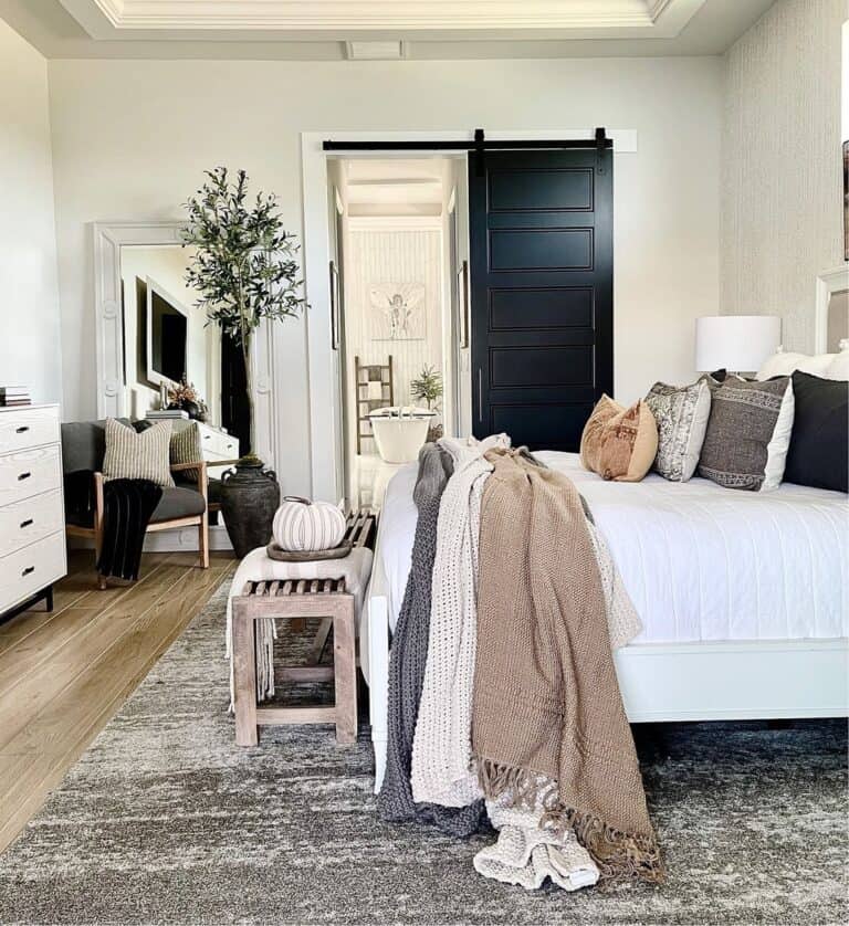 5 Panel Doors for a Superior Look: 17 Ideas