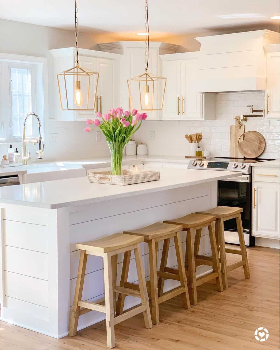 30 Beautiful Shiplap Kitchen Island Ideas for a Home That Wows